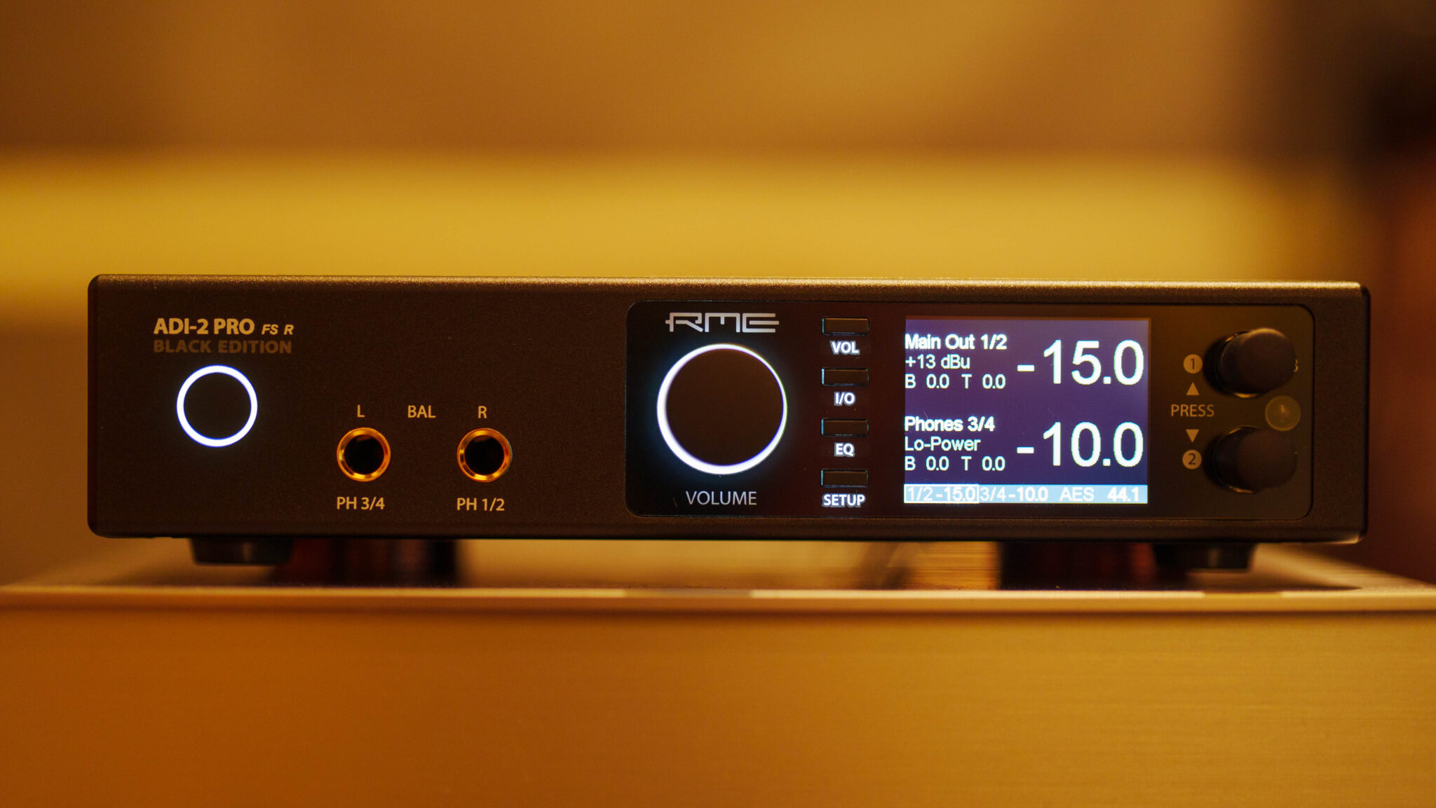 RME「ADI-2 Pro FS R Black Edition」業務スタジオで半年使用してのレビュー【オーディオ・インターフェース ...